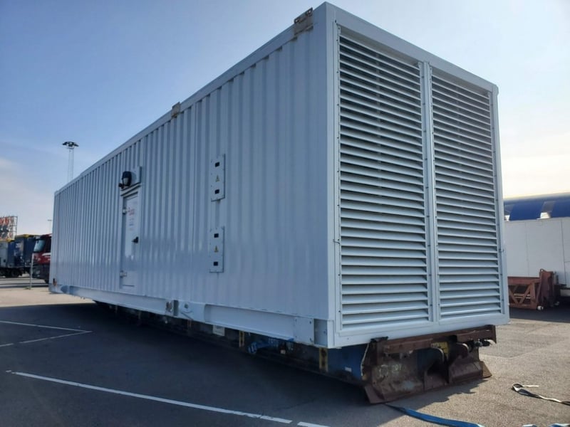 3000 KVA Caterpillar #C175-16, generator set, sound enclosure, 400 ...