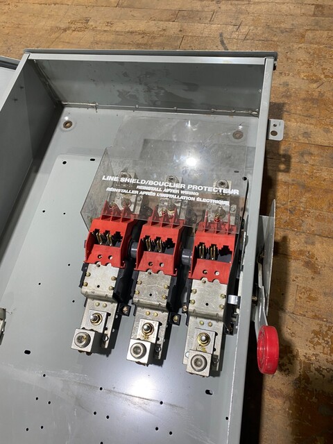 400 Amp. Eaton #DH365NRK, safety disconnect switch, 600 Volts, 3-pole ...