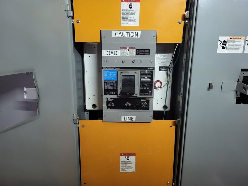 800 Amps, Siemens Sentron, MXD63B800, circuit breaker, 3-pole, bolt-on ...