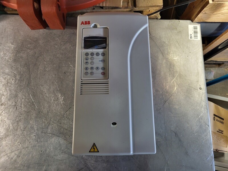 10 HP ABB, ACS800-U1-0011-7, AC Drive (VFD), 600 Volts, S/N 1124500503 ...