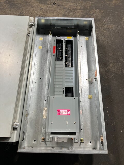 225 Amp. Square D, NEHB, Panelboard, 42 Space, 3 phase, 4 Wire, 480Y ...