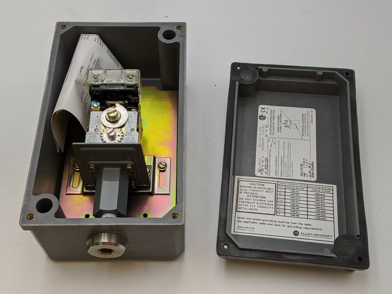 Allen Bradley, 836-C8S, Electro Mechanical Pressure Switch, 0 - 250 psi ...