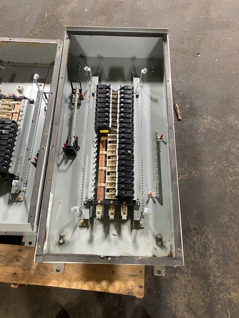 100 Amp. Eaton, PRL1X, Pow-R-Line Xpert Panelboard, 208Y/120 V, 3 phase ...