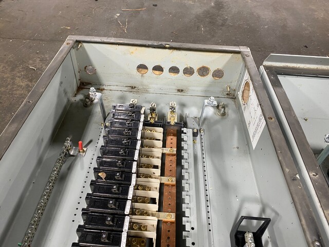 100 Amp. Eaton, PRL1X, Pow-R-Line Xpert Panelboard, 208Y/120 V, 3 phase ...