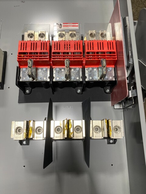 400 Amp. Siemens, GF325NA, Safety Disconnect Switch, 400A, 3 Pole, 240 ...