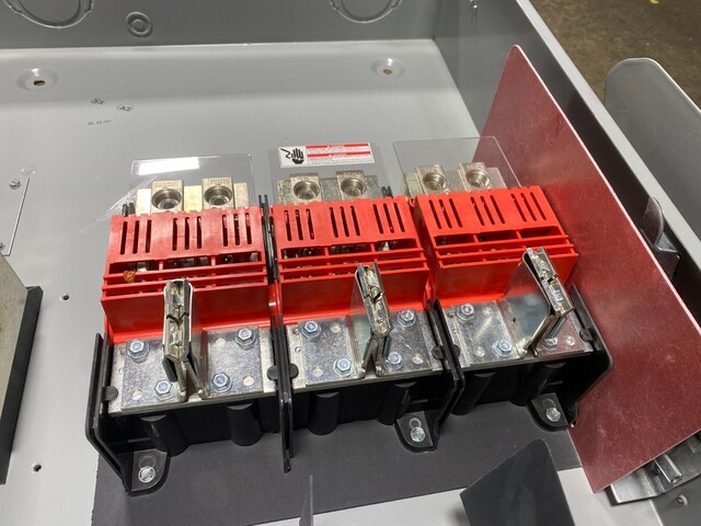 400 Amp. Siemens, GF325NA, Safety Disconnect Switch, 400A, 3 Pole, 240 ...