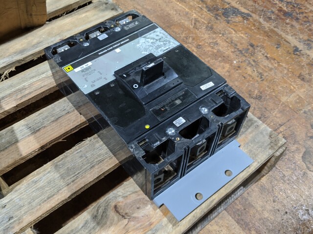 800 Amps, Square D, MAL36800, Bolt-On Circuit breaker, 3 Pole, 240 V ...
