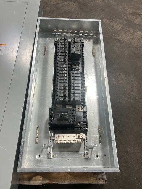 225 Amp. General Electric, AQF3422AB, Panelboard, A Series II, 208Y/120 ...