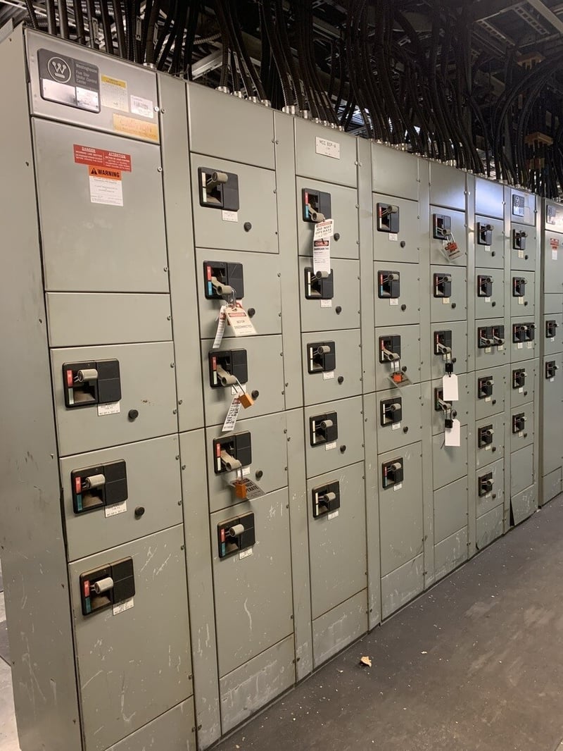 Westinghouse, five star double-sided mo, 70 Buckets, 1000 Amps, 600 V ...