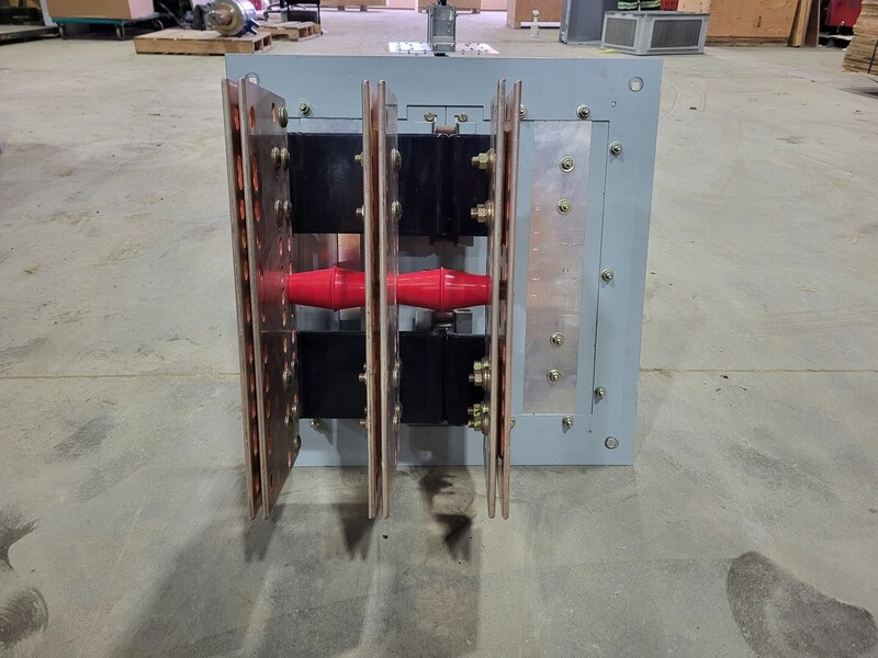 3200 Amps, Cutler-Hammer, CALX05678, POW-R-WAY III Busway, 600 V, 3 ...