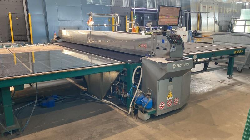 Bottero #520-LAM/46, CNC tilting glass cutting & optimizing table, 2007 ...