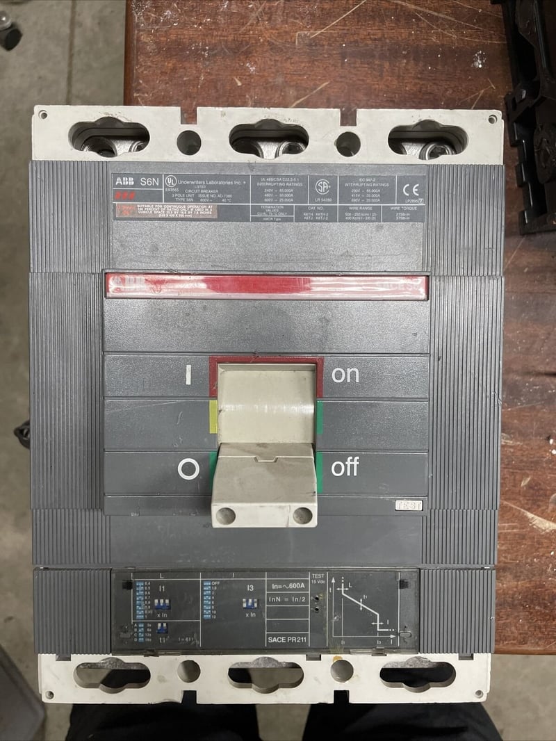 250 Amps, ABB, SACE S6, Molded Case Circuit Breaker, 3 Pole, 600 Vac ...