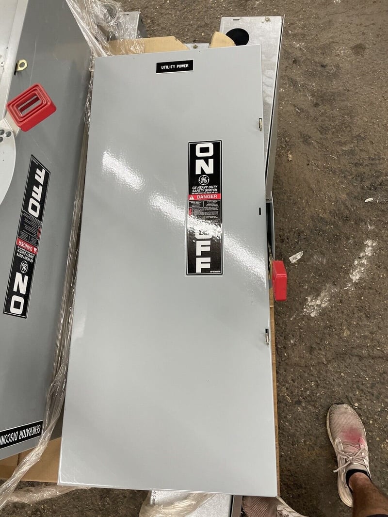 200 Amp. General Electric Spec-Setter #10, Heavy Duty Non-Fusible ...