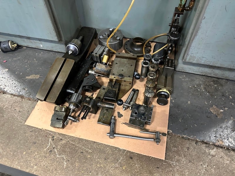 11" x 18" Hardinge #TFB-H, super precision toolroom lathe, 6" swing ...