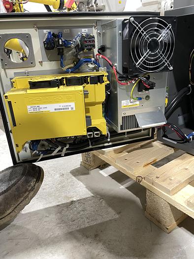 Fanuc R30iB Mate Plus, control cabinet with RCC cables & Teach pendant ...