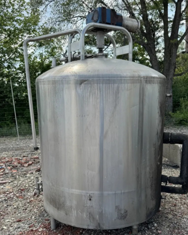 700 gallon DCI, processor tank, 304 Stainless Steel, 61" dia. x 55 ...