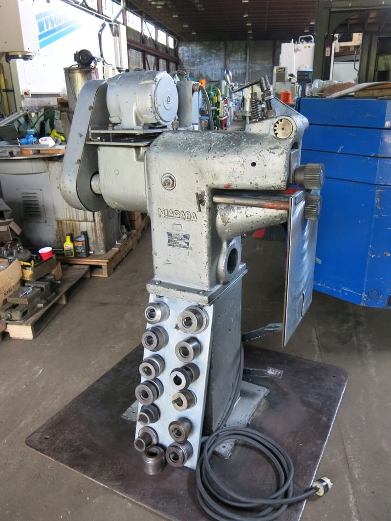 16 gauge Niagara #180, rotary crimping & beading machines with dies, 15 ...