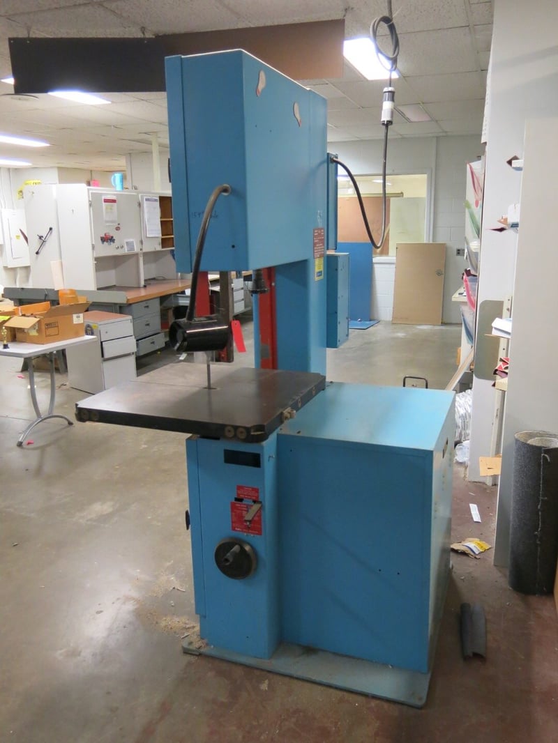 20" x 13" DoAll #2013-V, vertical band saw with blade welder, 26" x 26 ...