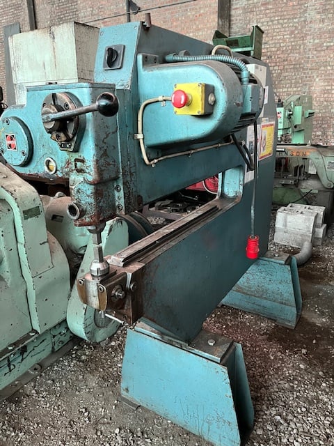 No. P6 Pullmax, 1/4" capacity, 2000/1000/500 SPM, .069"-.240" str ...