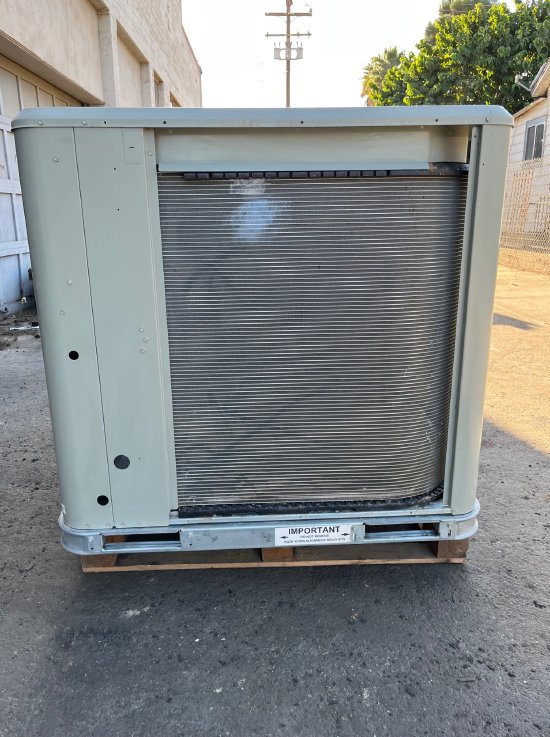 3 Ton, Trane #YSC036G4, gas / electric rooftop air conditioner, 64800 ...