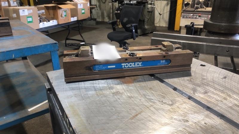 Toolex #RES-4002, Double Station Vise, 4" Size for Sale | Surplus Record