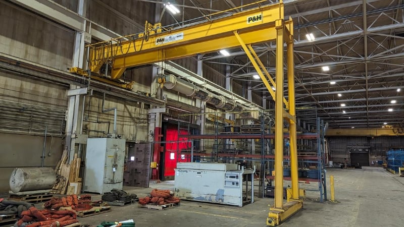 10 Ton, P & H, 30' 6" Span, 25' 4" total height, Class D, radio, VFD ...