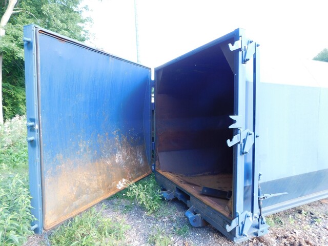 PTR #335, low profile 35 yard compactor w/power pack & controls ...