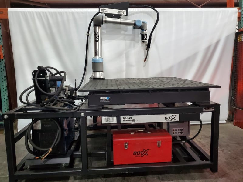 Universal Robots / Red-D-Arc, Robot, Botx Cobot Welder 4x4, 2020, in ...