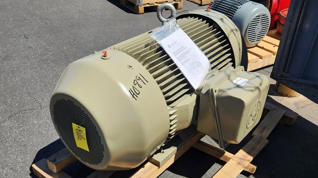 200 HP 3600 RPM General Electric, Frame 447/9TS, TEFC BB, 460 Volts ...