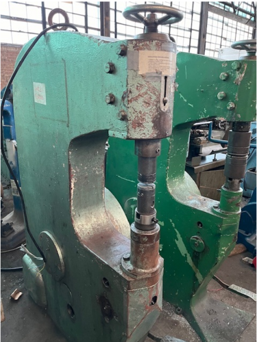 Eckold #KF400, cap: 2.5mm steel form, 3mm to 5mm light alloy, 1.5mm ...