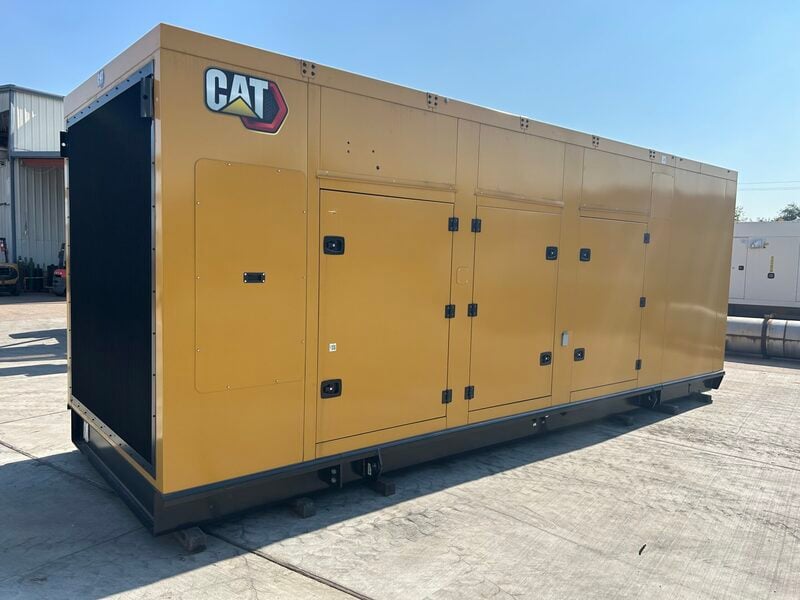 1000 KW Caterpillar #C32, diesel generator set, 277/480 Volts, 3-phase ...