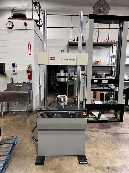 22 KIP (100kn) MTS #318.10, Fatigue Load Frame, 54" test opening, 20.75 ...