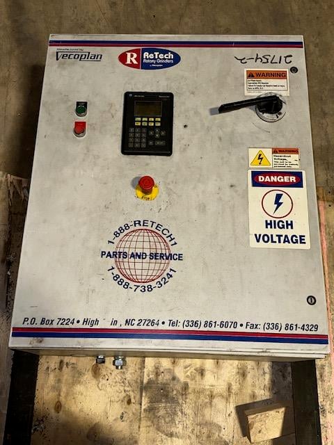 Vecoplan #RG42, single rotor shredder, 4" dia discharge screen ...