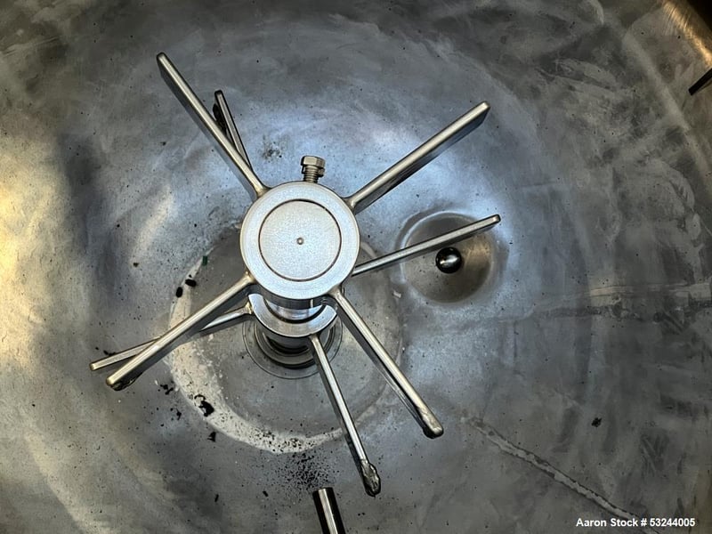 300 gallon IAF, Stainless Steel Agitated Reactor, Vertical, 40 ...