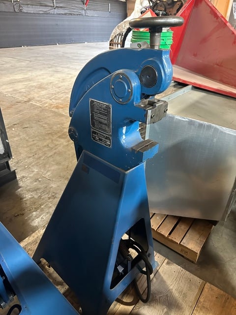 Marchant #4A, Sheet Metal Shrinking Stretching Machine, 4" throat depth ...