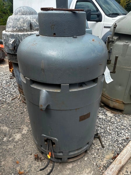 200 HP 1800 RPM General Electric, Frame 6324, ODP, vertical, 240 A, 460 ...