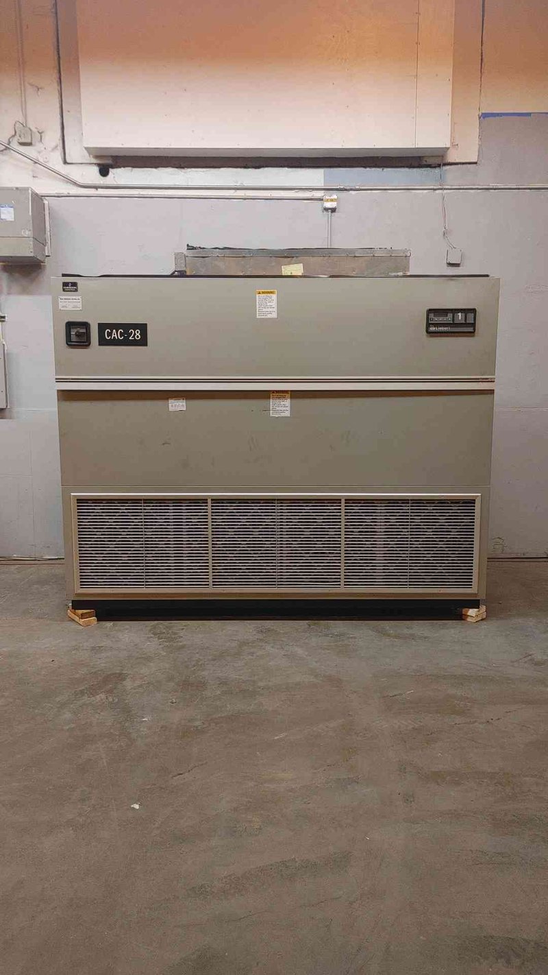 15 Ton Liebert #VH199AUAA000022, Upflow CRAC Unit, R-22, 150-300 psig ...