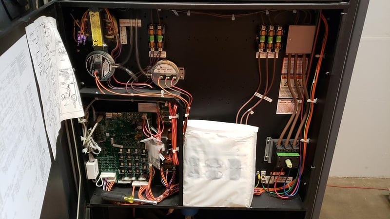 Liebert #BU068C-CM00256A, CRAC Chilled Water Upflow, 150 psig, 0.75 HP ...