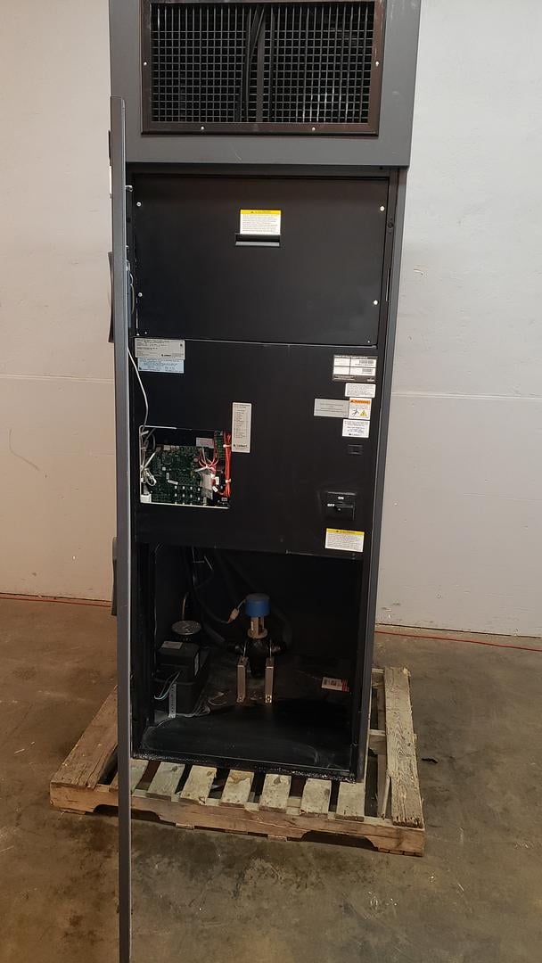 Liebert #BU068C-CM00256A, CRAC Chilled Water Upflow, 150 psig, 0.75 HP ...