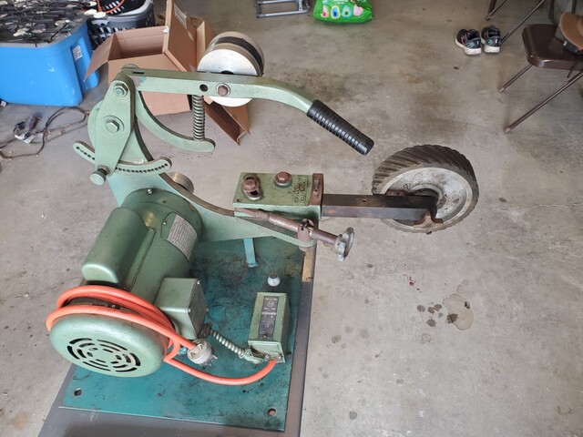 Bader #BIII Knifemaker Grinder, Includes Many Extra Drive Wheels, Tool ...