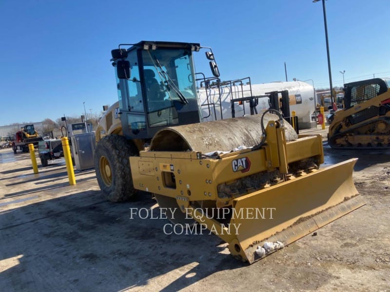 Caterpillar CS56B, Compactor, 978 hours, S/N: S5601898, 2023 for Sale ...
