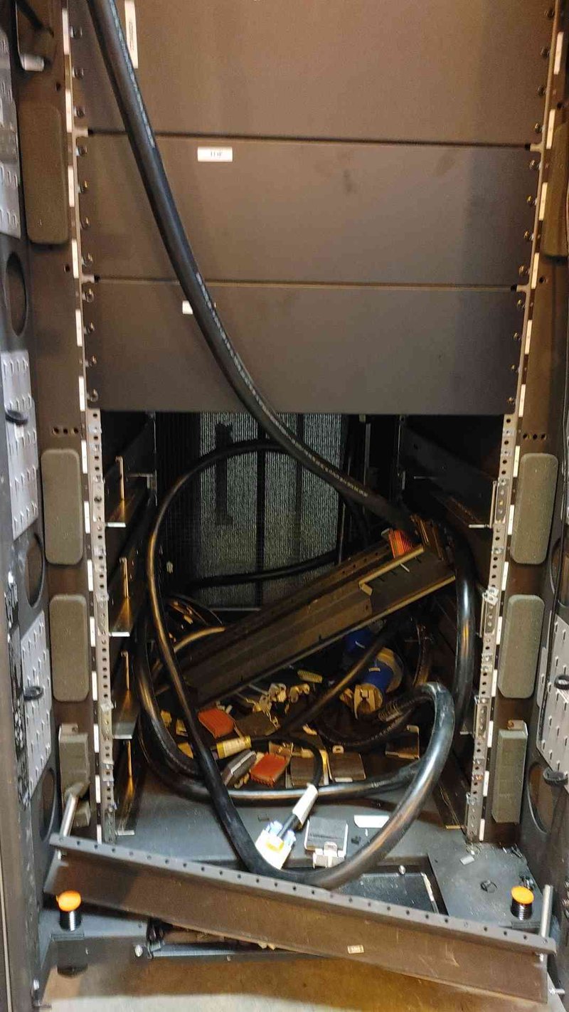 IBM #Power-795, Rolling Server, 9119-6954D Type, 3 phase, 63 Amps, 480 ...