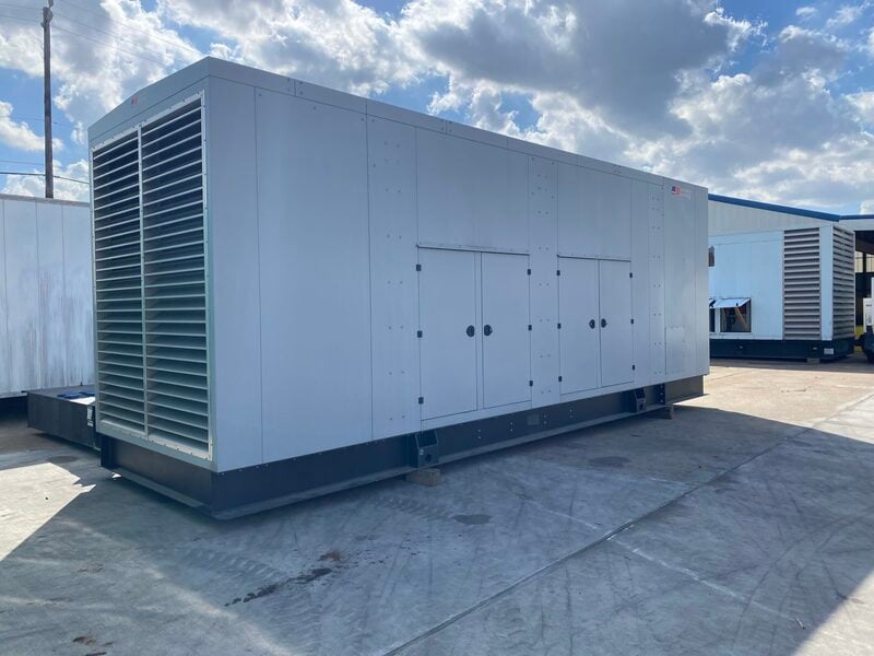 1000 KW MTU #DS1000, diesel generator set, 120/208 Volts, 500 hours ...