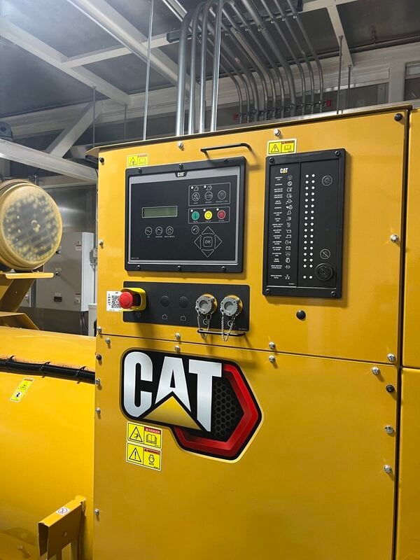 2500 KW Caterpillar #3516C, diesel generator set, 277/480 Volts, 3-phase, 3634 HP @ 1800 RPM ...