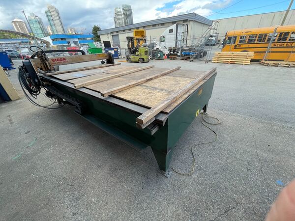 Vicon #HVAC0520-DL plasma / liner cutting table, 56" x 240", Dell PC ...