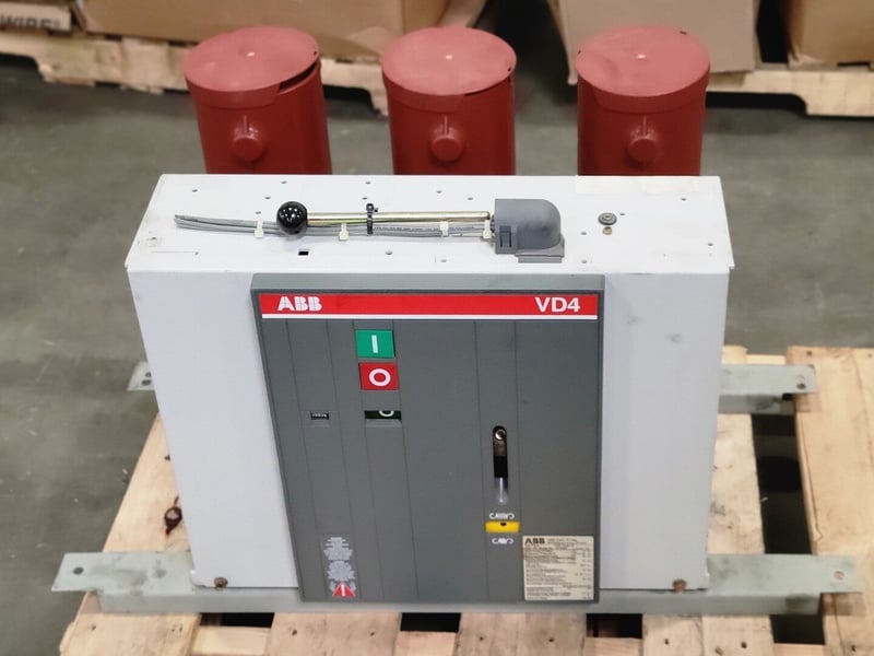 630 Amps, ABB, VD4-1206-16, medium voltage circuit breaker, 12 KV For ...