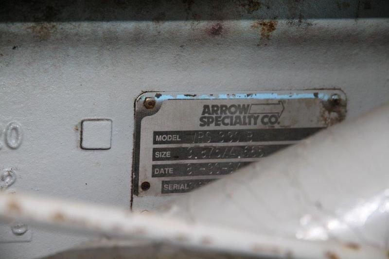 68 HP Arrow #330, reciprocating compressor, Gemini MPC NG engine, 1997 ...