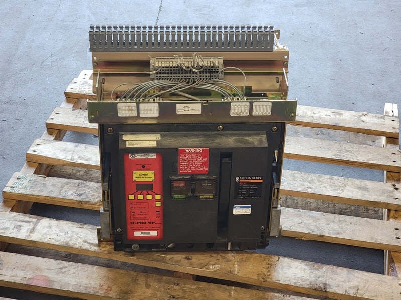 1600 Amps, Merlin Gerin, M16H1, 3-pole circuit breaker with AC-PRO-MP ...