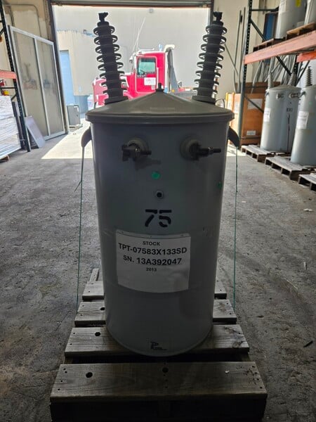 75 KVA 14400/8320x13200/22860 Primary 120 Secondary, Transformer pole ...