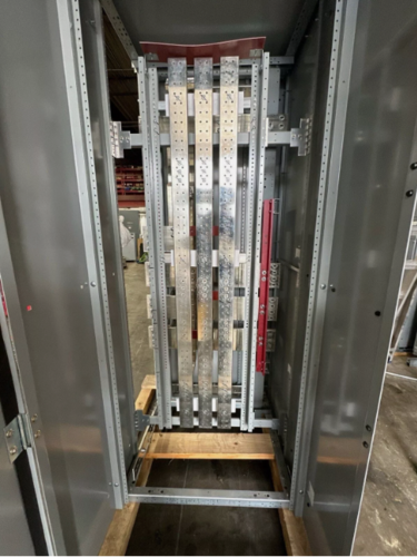 3000 Amps, Eaton, 3 phase 4 wire 3R new switchboard main lug 2 sections ...